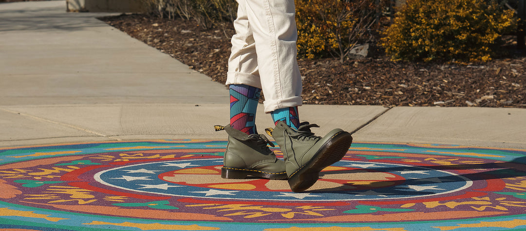 Relaxed Fit Socks / Biking, Hiking, Pickleball, Everyday – DeFeet